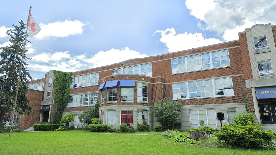 Fieldstone King's College（フィールドストーン・キングス・カレッジ） - トロント - IAJP